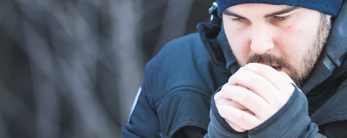 5 Tips to Prevent Cold Hands - SAVIOR Heat – Savior Heat Official® Store